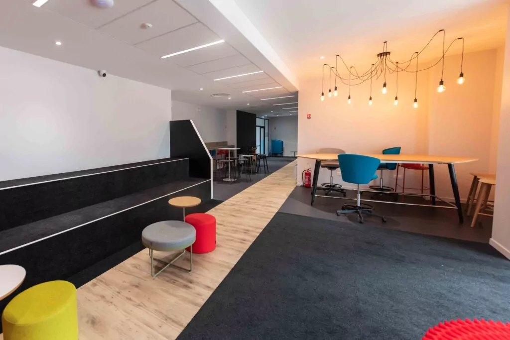 ISCOM Lyon - École de Communication