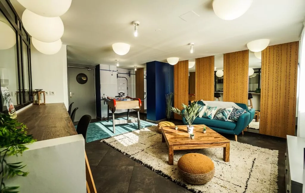 ISCOM Lyon - École de Communication